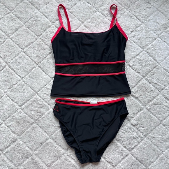 Speedo | Swim | Speedo Black And Red Mesh Stripe Tankini Two Piece Set ...